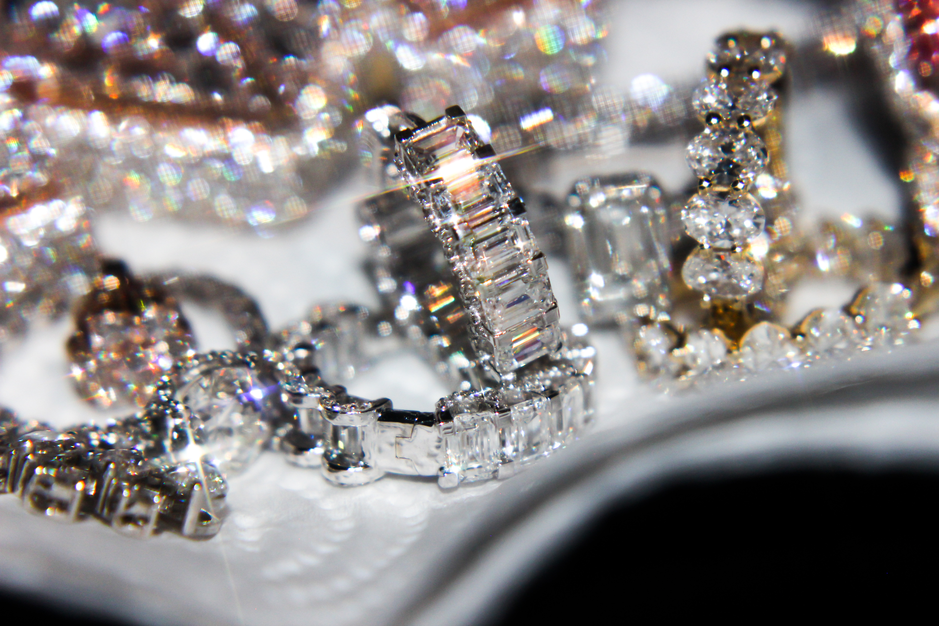 DRIP WITH DIGGS | Luxury Jewelry & Culture Media by Miss Diggs